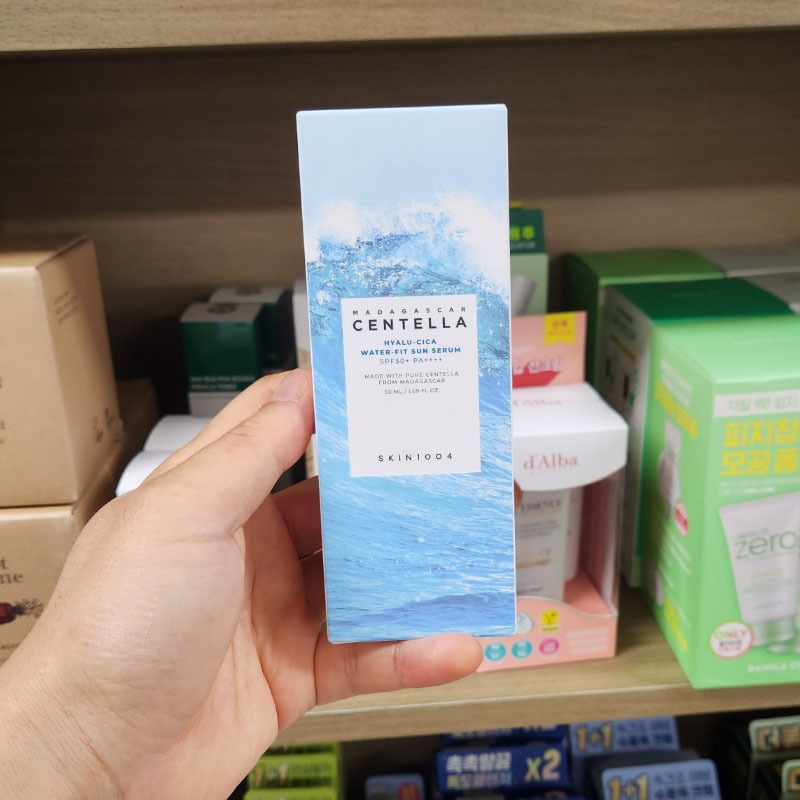 [SKIN1004] Madagascar Centella Hyalu-Cica Waterfit Sun Serum 50ml ...