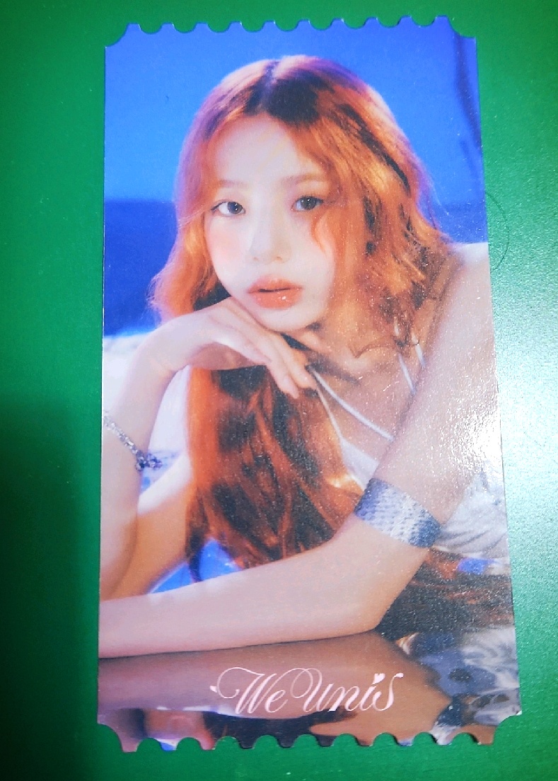 Unis โฟโต้การ์ด (8 แบบ) | Shopee Thailand