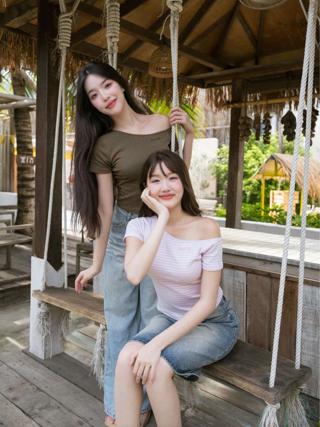 เสื้อปาดไหล่เฉียงลายขวาง ปัก Jarinya (T916) มี 2 สีให้เลือก | Shopee ...