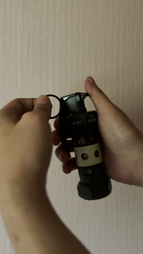 Flash & Stun Prop Toy for Airsoft | ระเบิดแสง | APEX | Shopee Thailand