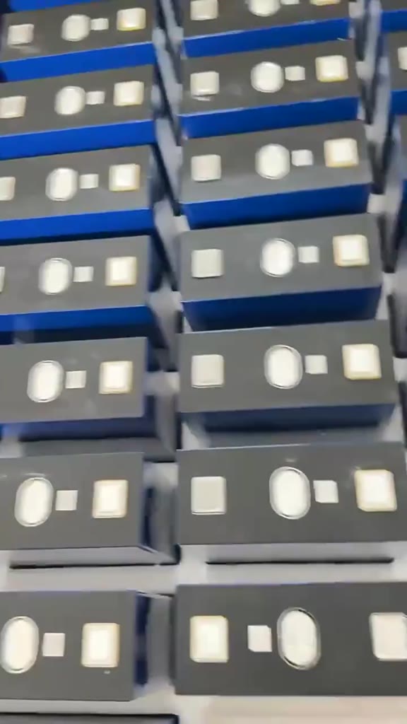 แบตเตอรี่ลิเธียมฟอสเฟส (Lithium iron phosphate) LiFePo4 3.2V 120AH แบต ...