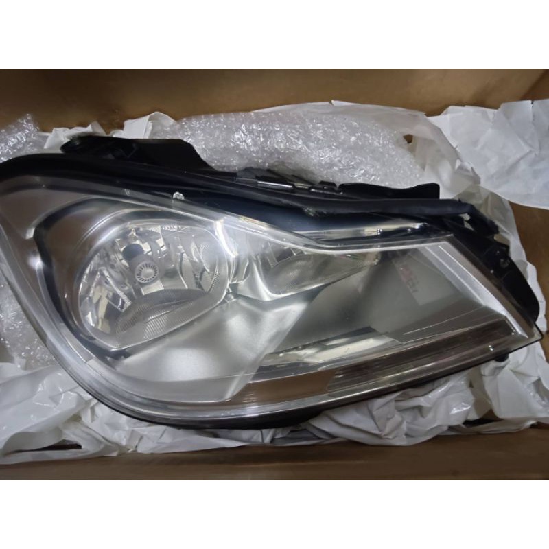 ไฟหน้าขวา mercedes benz w204 เฟคดริฟท์อะไหล่เบนซ์มือสอง | Shopee Thailand