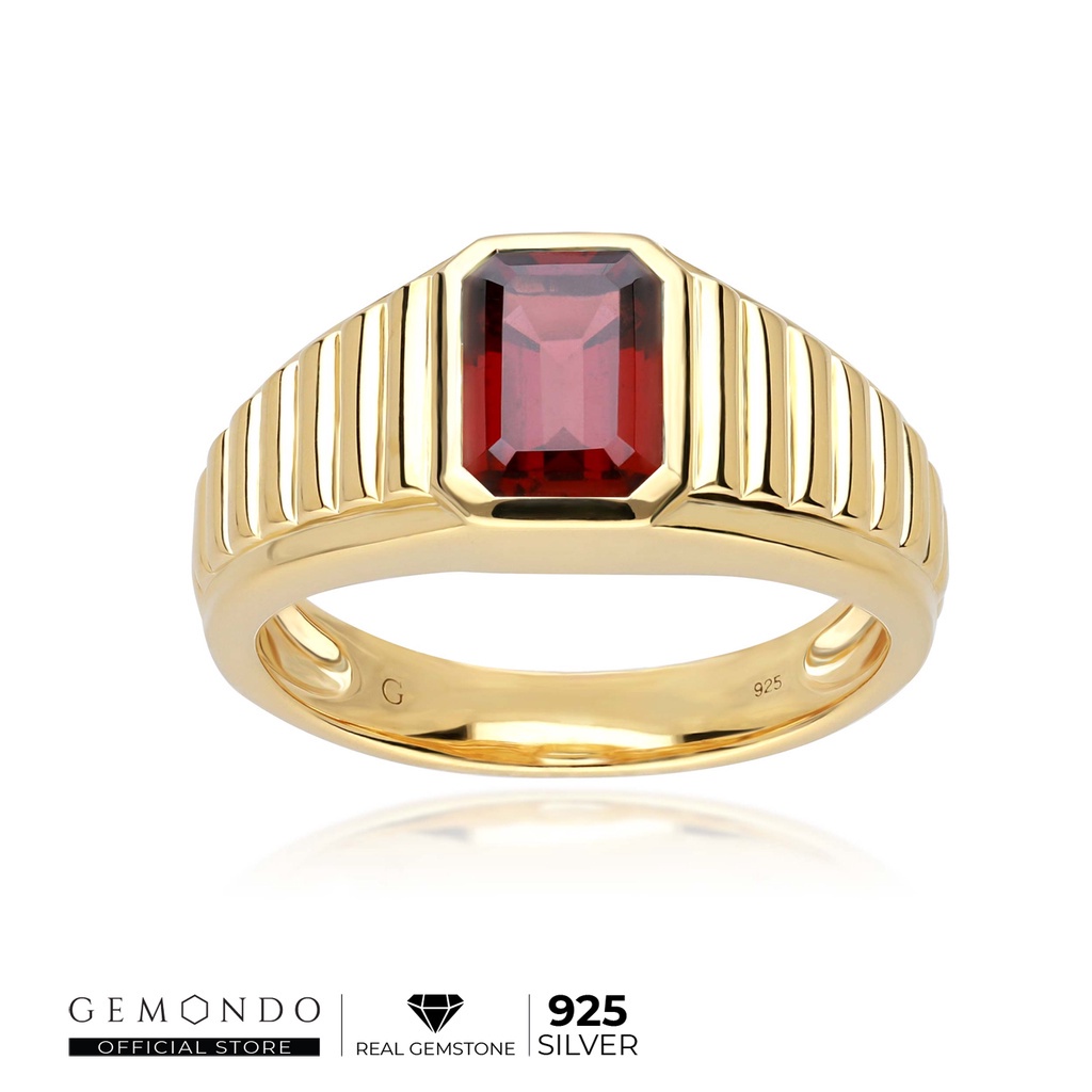 Gemondo แหวนผู้ชายเงินแท้ 925 ชุบทอง 18K ประดับโกเมน (Garnet) ทรงเหลี่ยม สไตล์แหวนซิกเนท ...