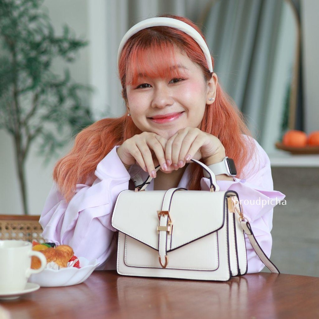 กระเป๋าสะพายข้าง รุ่น Brix หนัง PU (A265) | Shopee Thailand