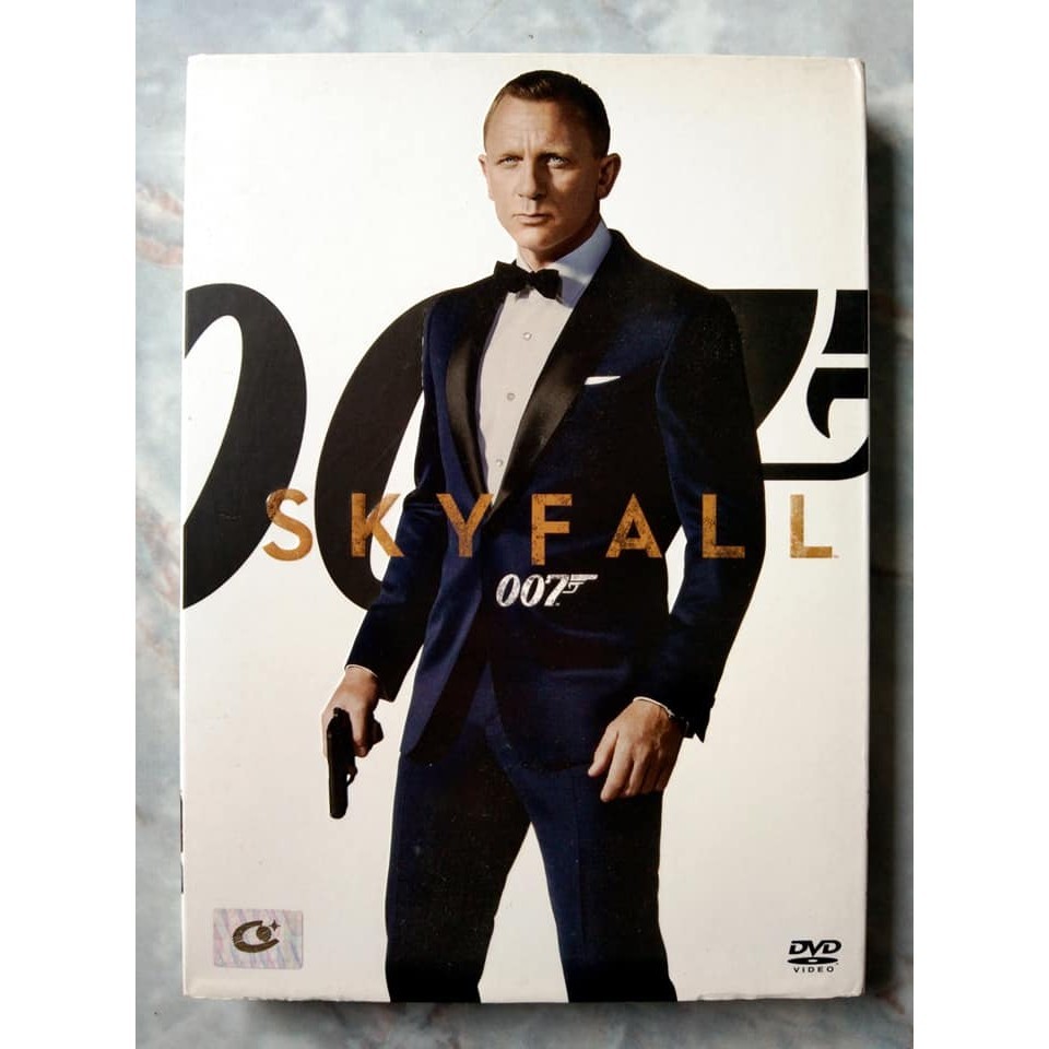 JAMES BOND 007 Skyfall (2012) พลิกรหัสพิฆาตพยัคฆ์ร้าย 007 (DVD) Slipcase ดีวีดี กล่องสวม ...