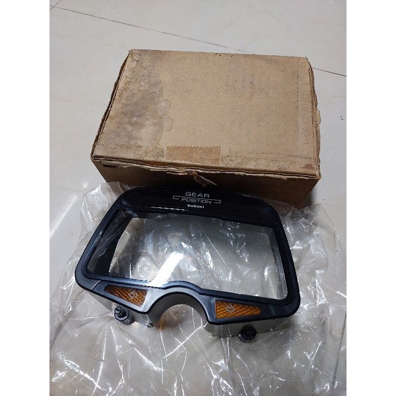 กรอบเรือนไมล์บน Suzuki Akira RU110-RU120 ของแท้ใหม่สภาพสวยๆไม่มีตำหนิ ...