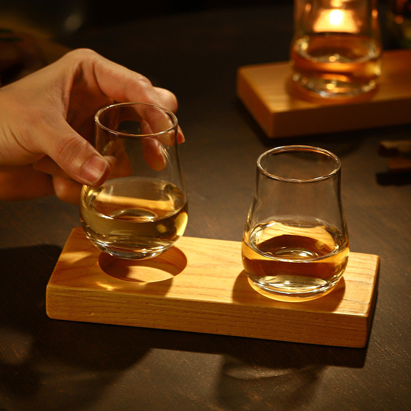 Tasting Fragrance-Smelling Cup Classical Whiskey Liquor Glass Tuilp ...