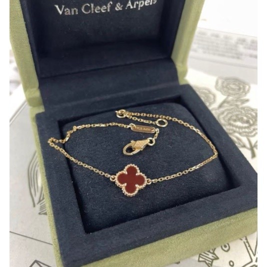 สร้อยข้อมือ Van Cleef & Arpels มือสอง Van Cleef & Arpels สร้อยข้อมือ ...