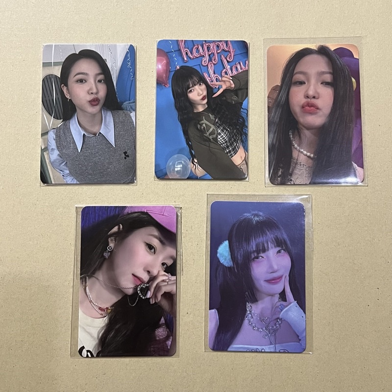 พร้อมส่ง การ์ด Red Velvet Birthday POB ไอรีน จอย เยริ mumo / sm smtown ...