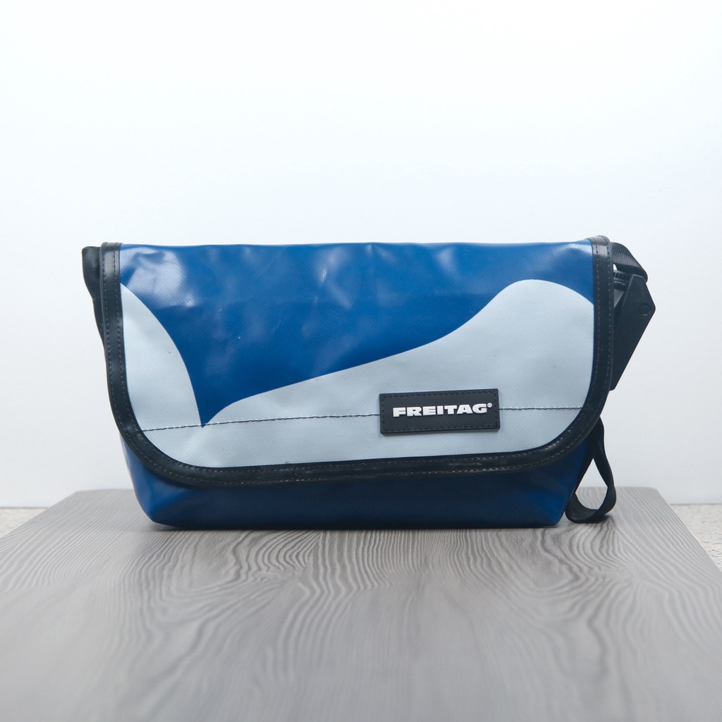 Freitag F41 Hawaii FIVE-O กระเป๋าสะพายไหล่แฟชั่น สําหรับผู้ชาย และ ...