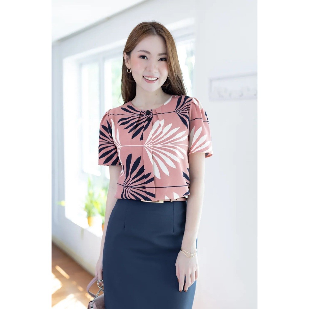 Narinari : NT2481 Double Button Placket Floral Blouse | Shopee Thailand