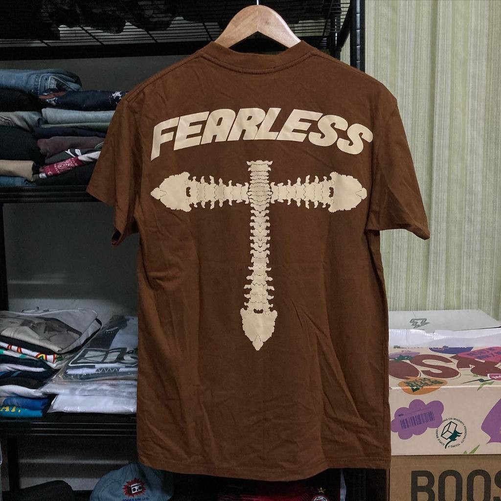 เสื้อยืด Fearless Bones มีให้เลือกหลายสีและหลายสไตล์ | Shopee Thailand
