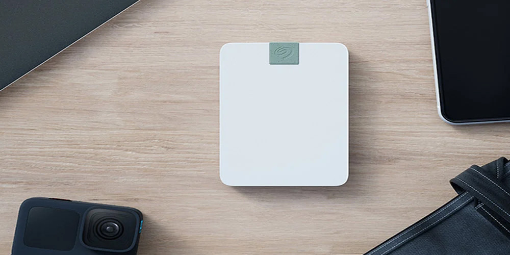 ฮาร์ดดิสก์ Seagate HDD Ext 2TB Ultra Touch Type-C Cloud White by ...