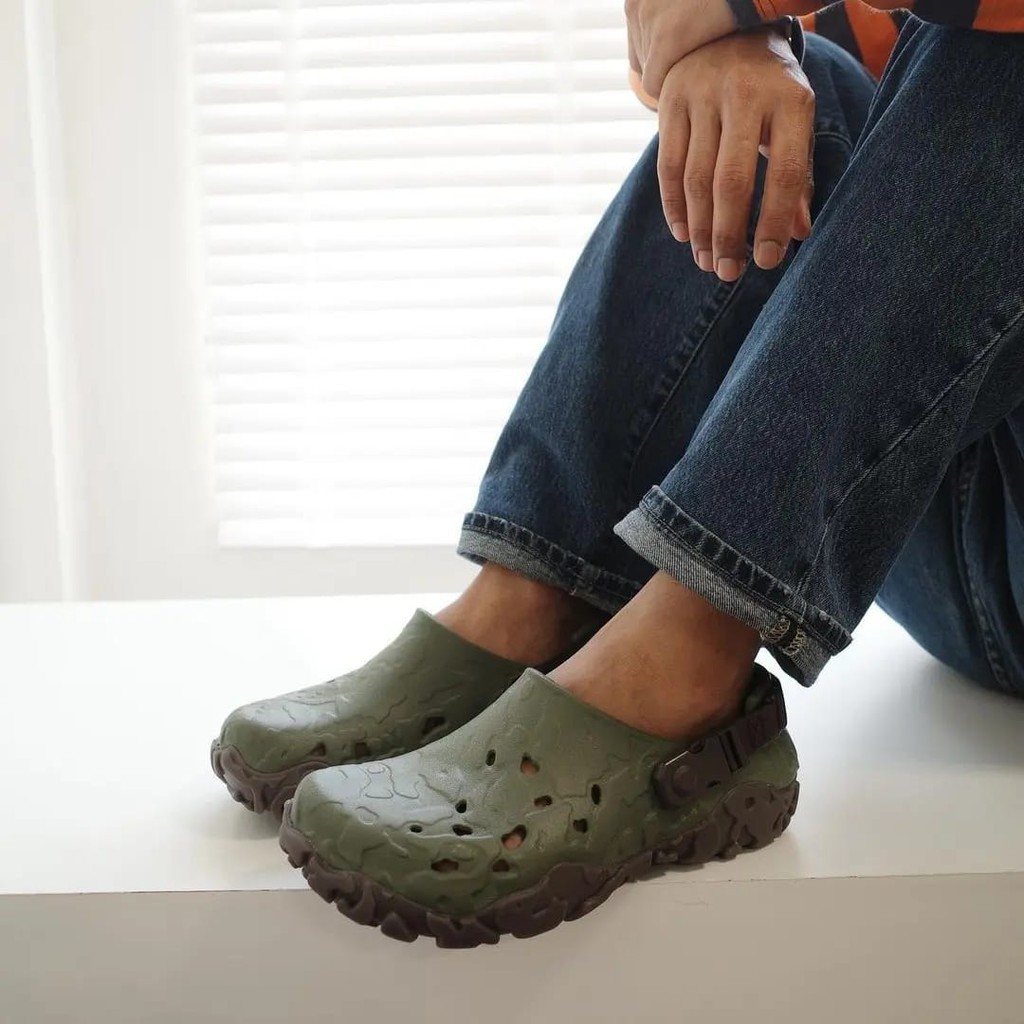 Crocs รองเท้าแตะ รองเท้ารัดส้น ND UX AllTerrain Clog 208391-32C (3290 ...