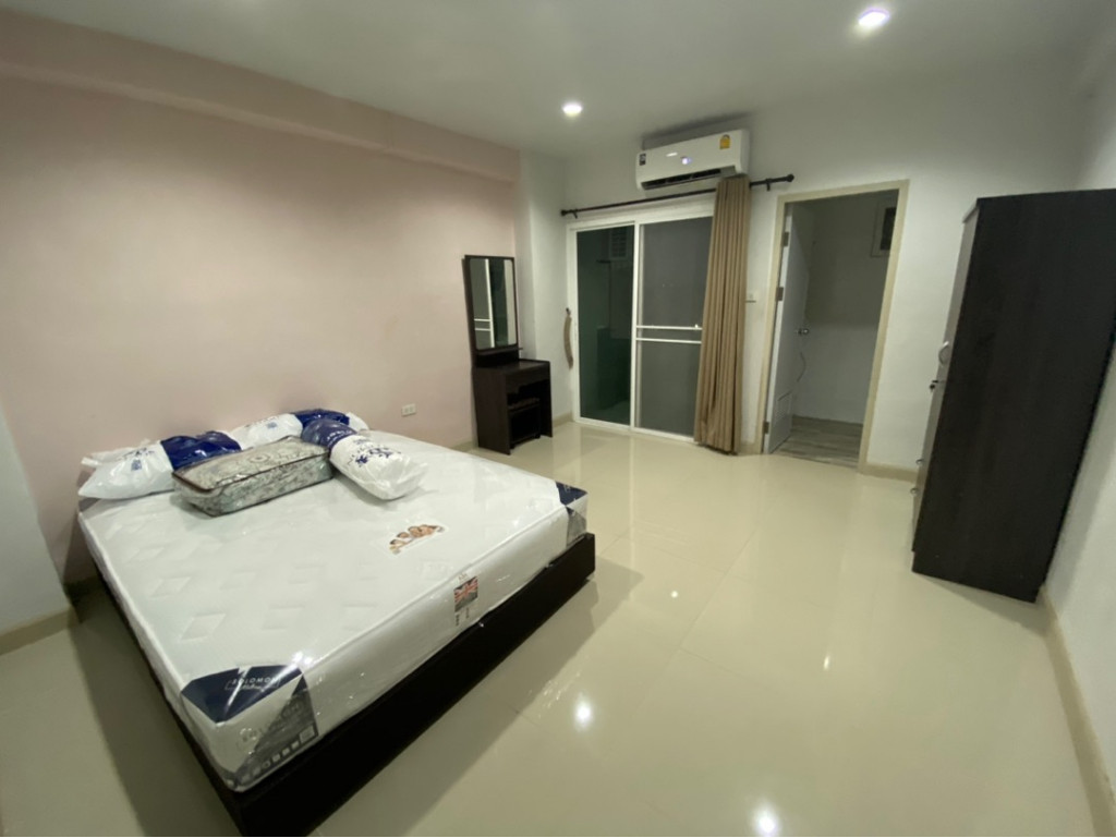 SOLOMON ชุดห้องนอน Cornflaks ครบชุด 4 ชิ้น พร้อมของแถมอีก 4 ชิ้น | Shopee Thailand