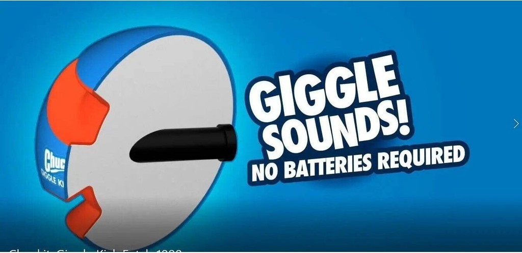 Chuckit! GIGGLE KICK FETCH ลูกบอลของเล่นสุนัขหัวเราะได้เมื่อเขย่า มี ...