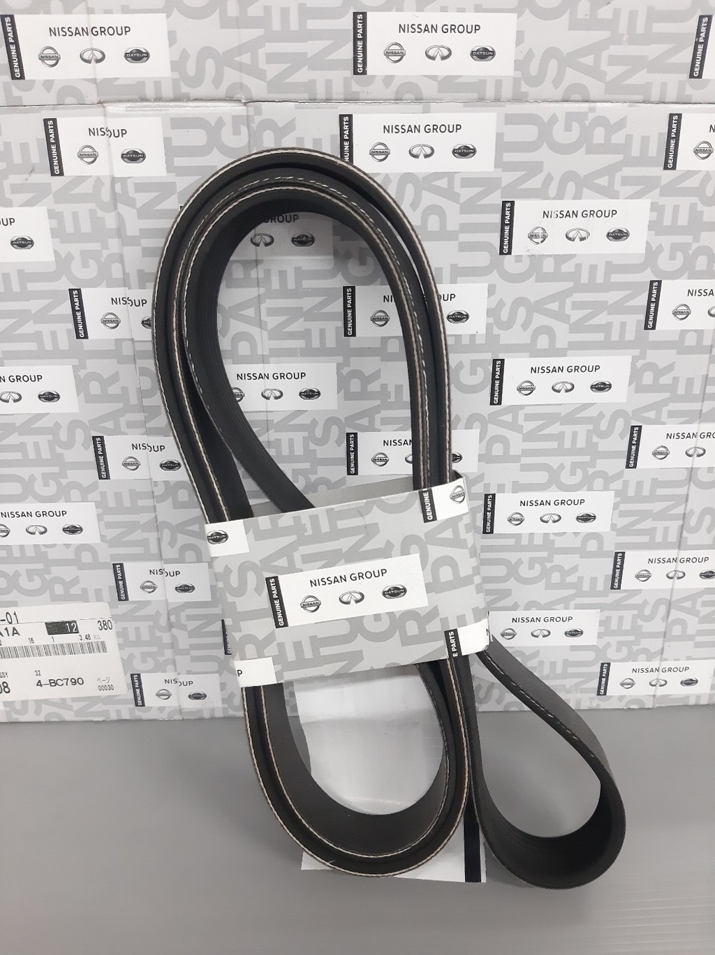 สายพานหน้าเครื่อง NISSAN NAVARA D40 7PK1272 11720-EB70C (อะไหล่แท้ ...