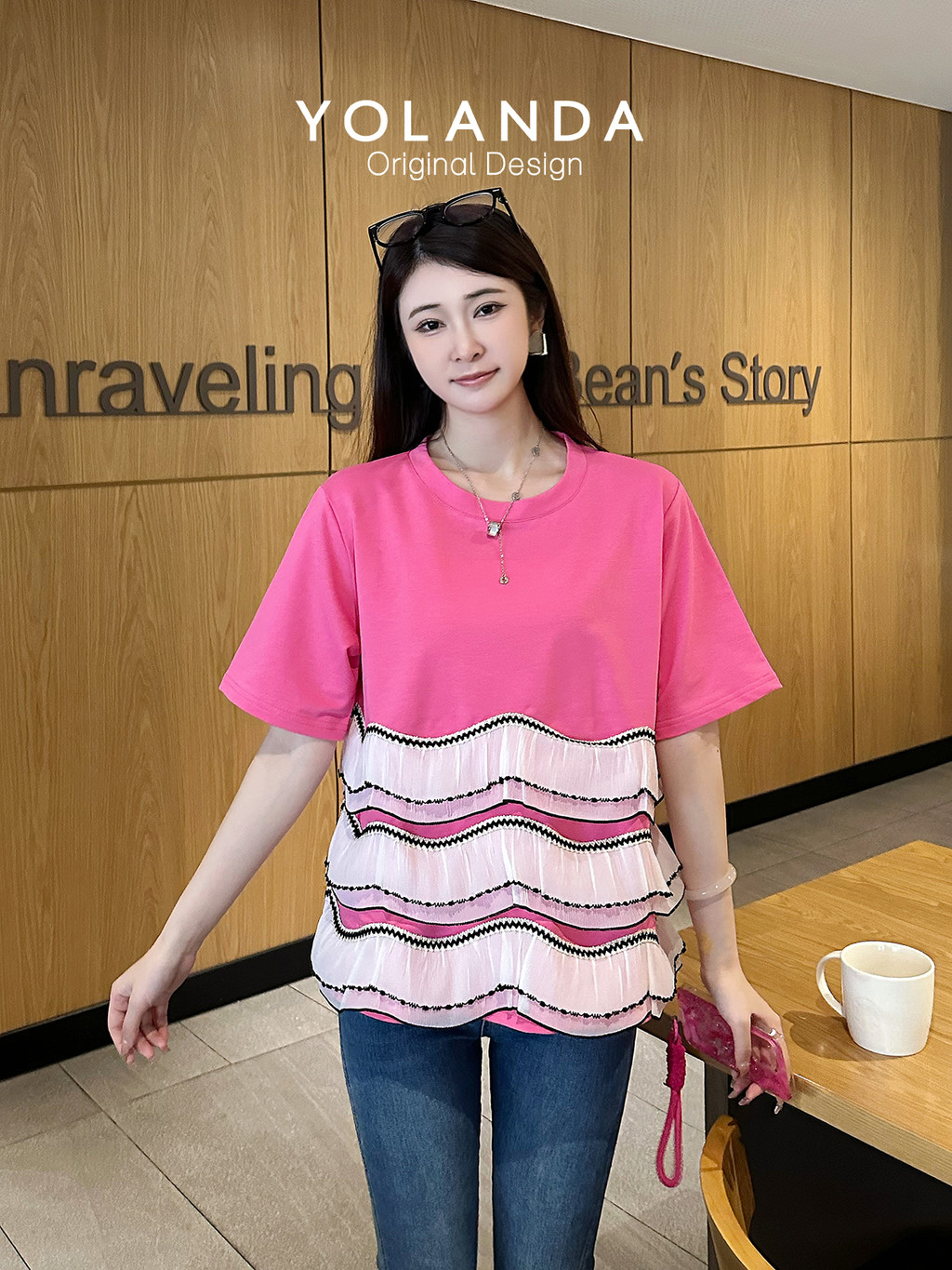 Yolanda เสื้อยืดผู้หญิง รอบอก 42-44 นิ้ว แต่งระบายผ้าชีฟอง เสื้อคอกลม ...