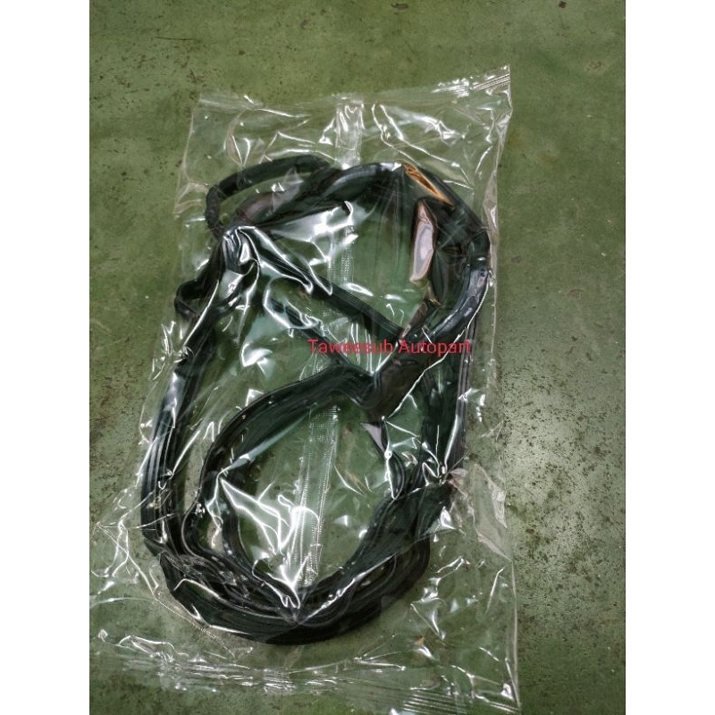 ปะเก็นฝาวาล์ว NISSAN 350Z E33 VQ35DE V6 ราคาต่อ1คู่ 13270-8J112/8J102 ...