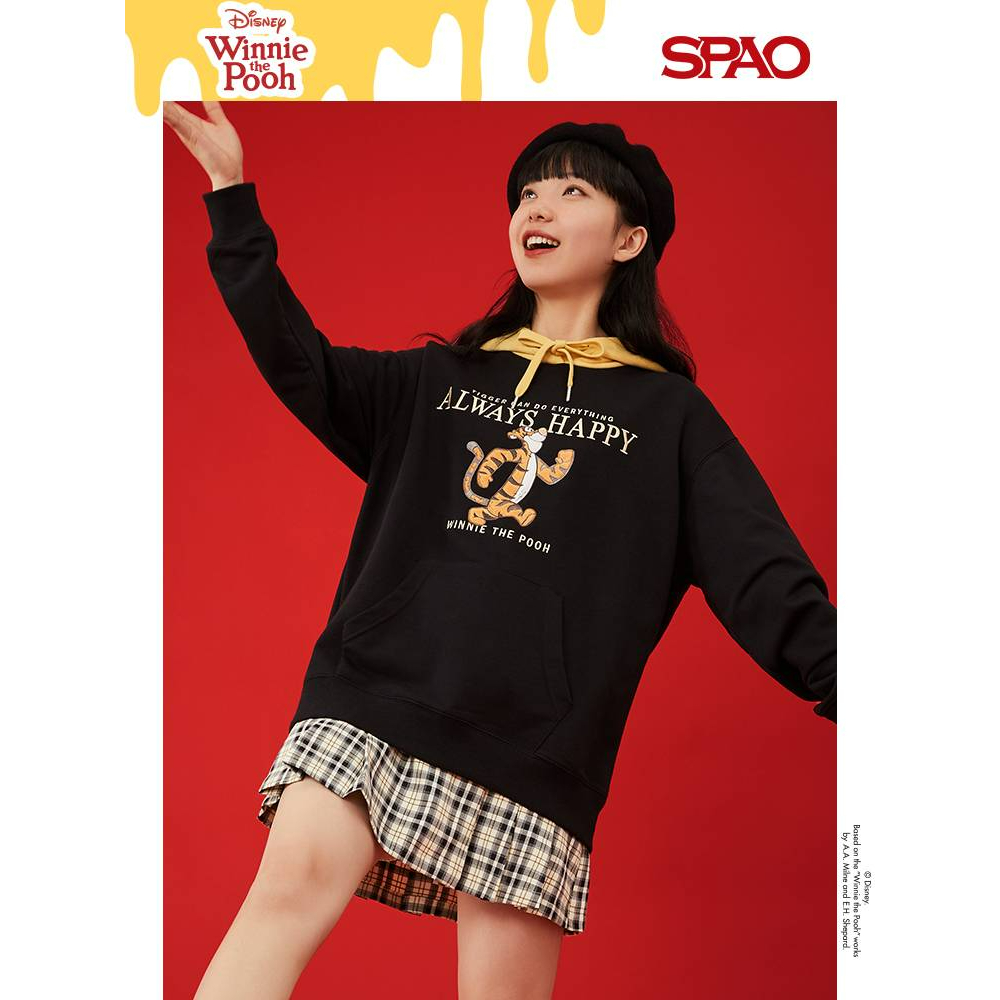 SPAO x Disney Winnie the Pooh เสื้อฮู้ด หมีพูห์ | Shopee Thailand