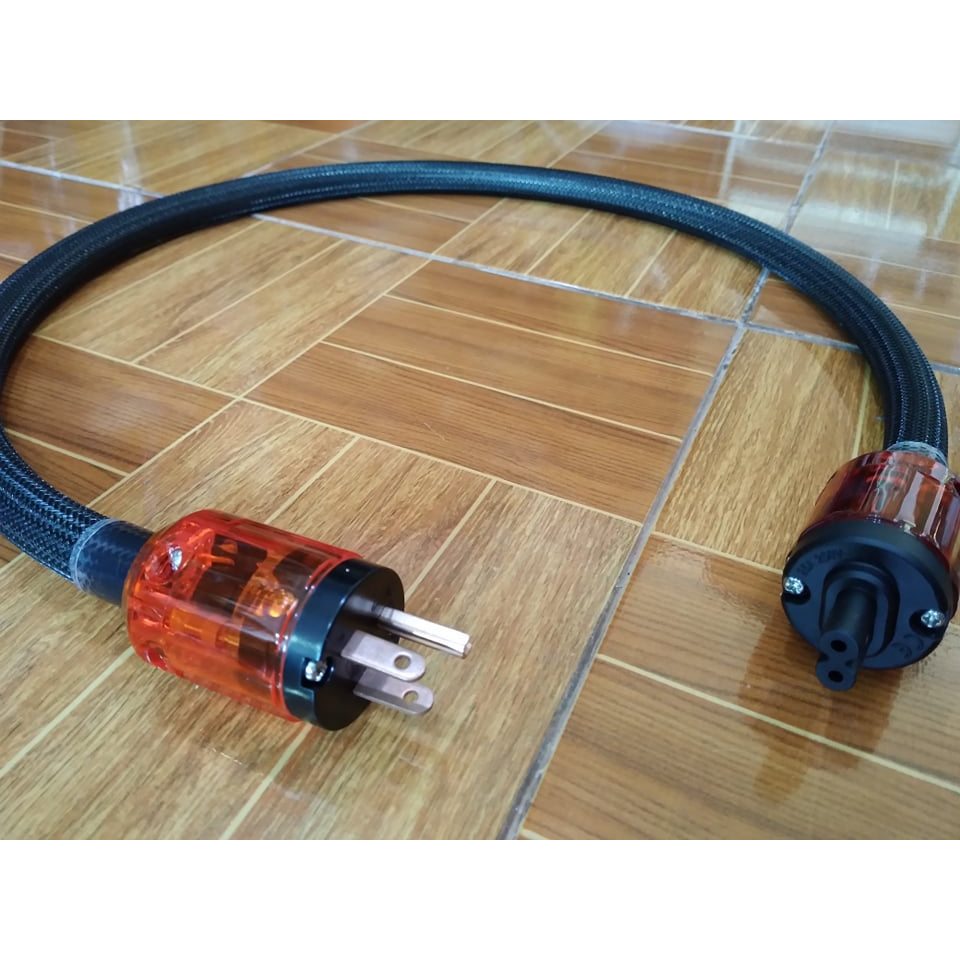 สายไฟ Monster Cable PowerLine 400 หัว+ท้าย c7 (เลข 8) ทองแดง | Shopee ...