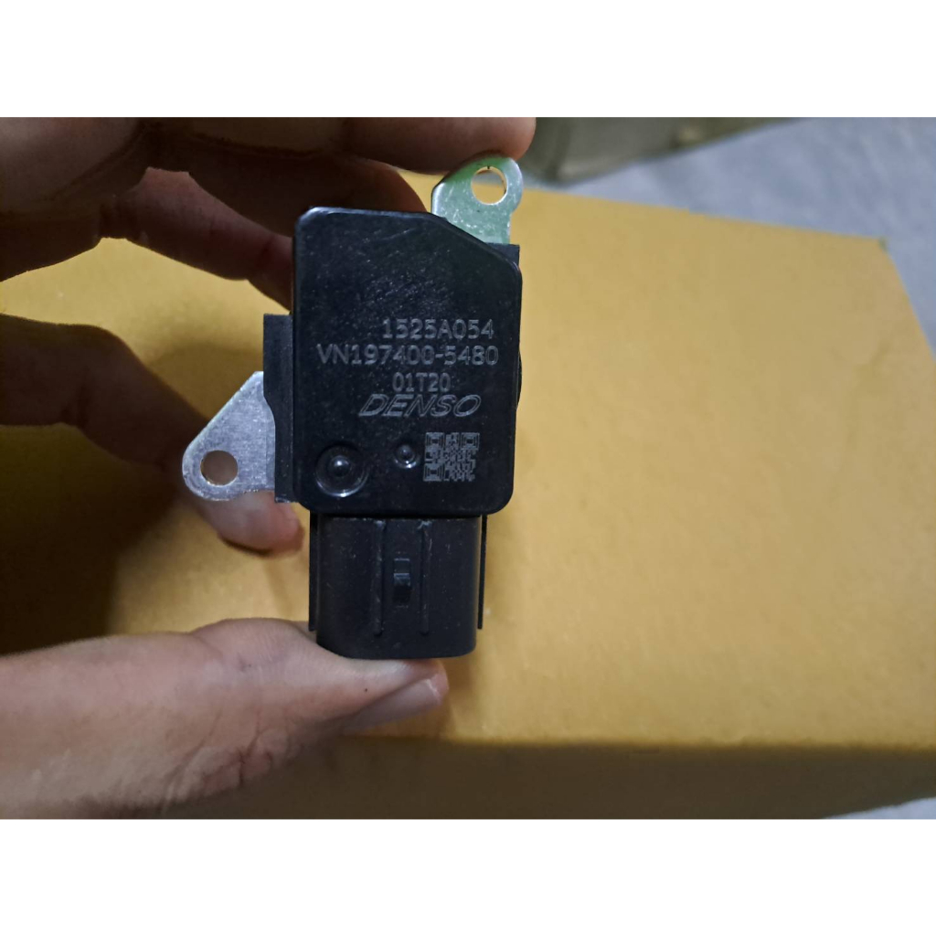 ***ของใหม่100%*** (ปลั๊กเล็ก)AIR FLOW SENSOR เทียบแท้ Mitsu Triton ...