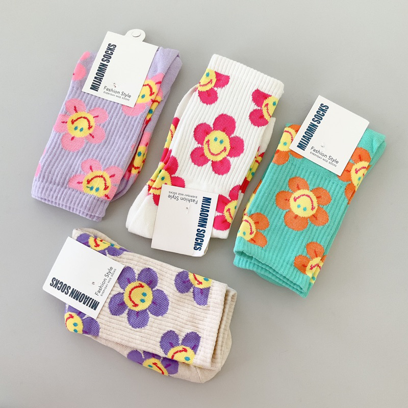 TWOHANDHII DAISY SMILEY SOCKS SET | Shopee Thailand