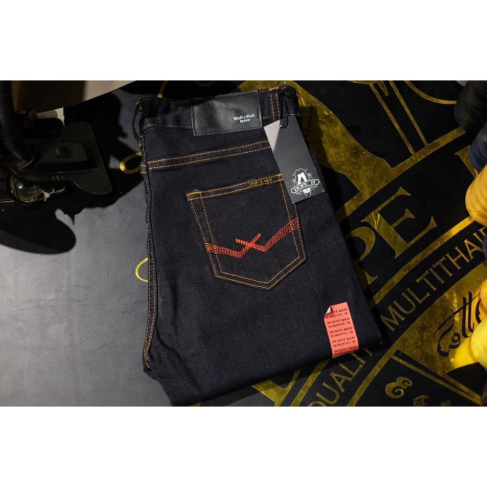 WAFT x WEFT BRUNTRED Skinny girl High Waist | Shopee Thailand