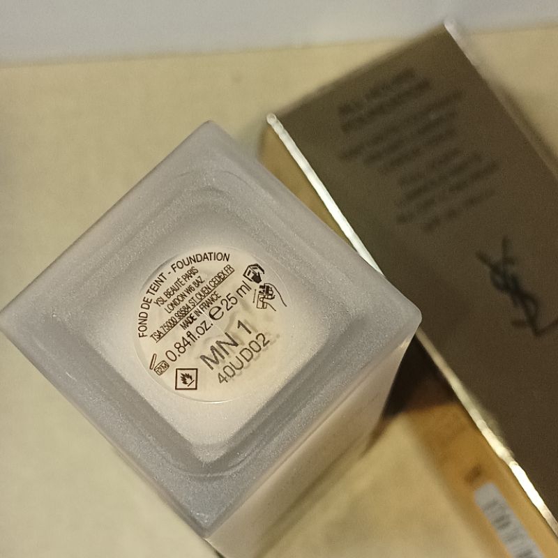 YSL Yves Saint Laurent All Hours Foundation MN1 LW4 SPF39 PA++++ 25 ML | Shopee Thailand