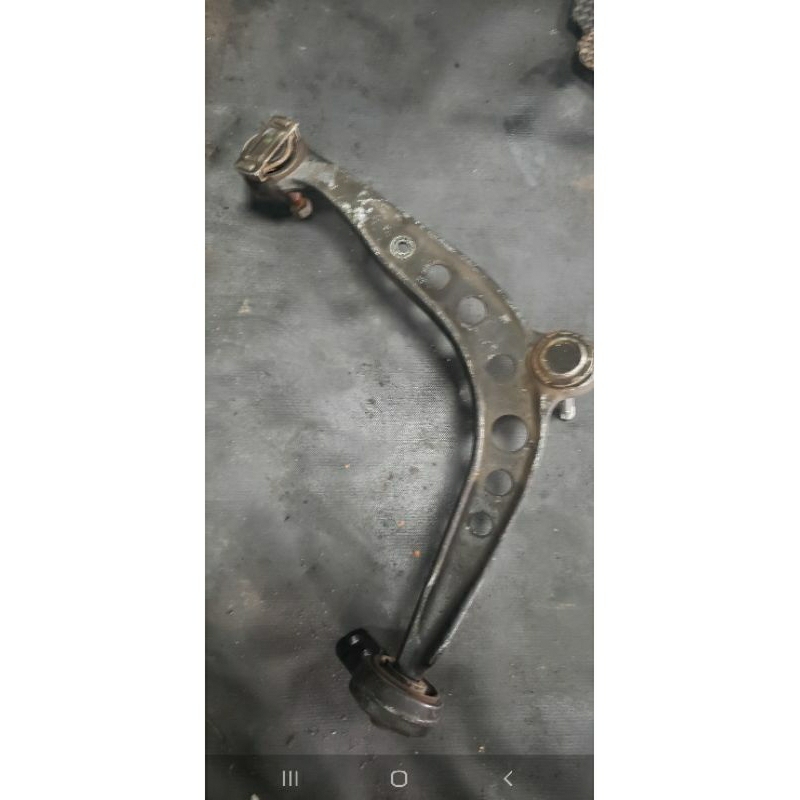 ปีกนกหน้า BMW E36 พร้อมลูกหมากตัวสั้นตัวยาวครบชุด | Shopee Thailand