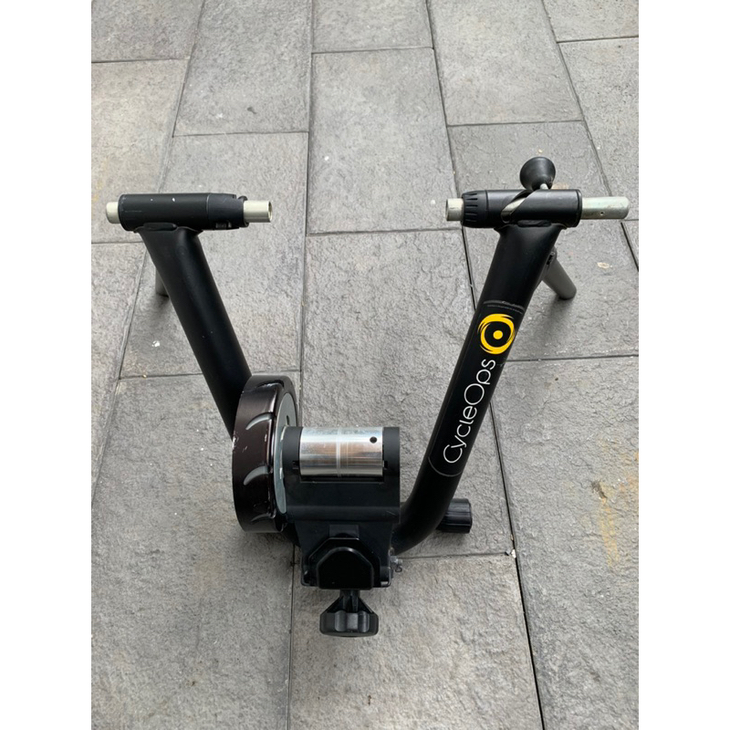 เทรนเนอร์ จักรยาน CYCLEOPS Magnetio basic trainer | Shopee Thailand