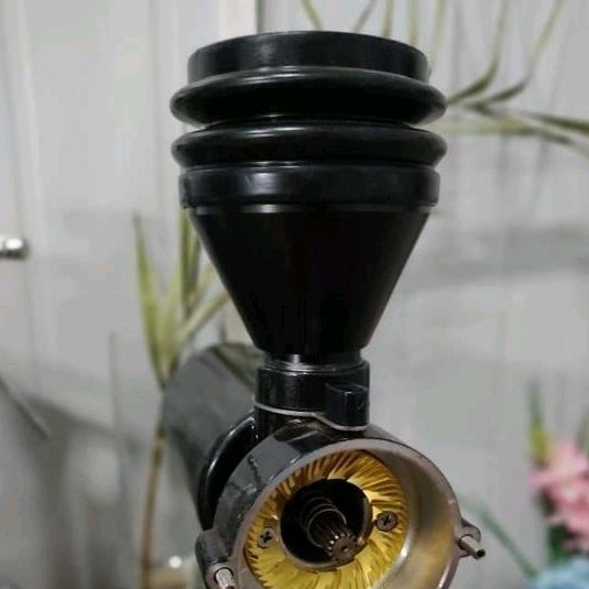 ยางตบผงกาแฟ Hopper/Pump/Cover/Beans Catcher สีดำฝาลายไม้ | Shopee Thailand