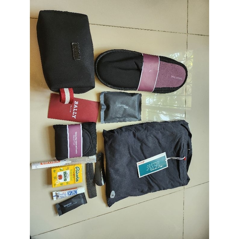 SWISS First Class Bally Amenity Kit+ Pajamas | Shopee Thailand