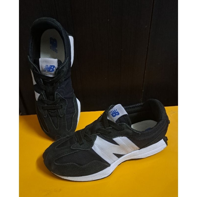 รองเท้าเด็กแบรนด์แท้มือสอง New Balance 18.5cm. สีดำ | Shopee Thailand
