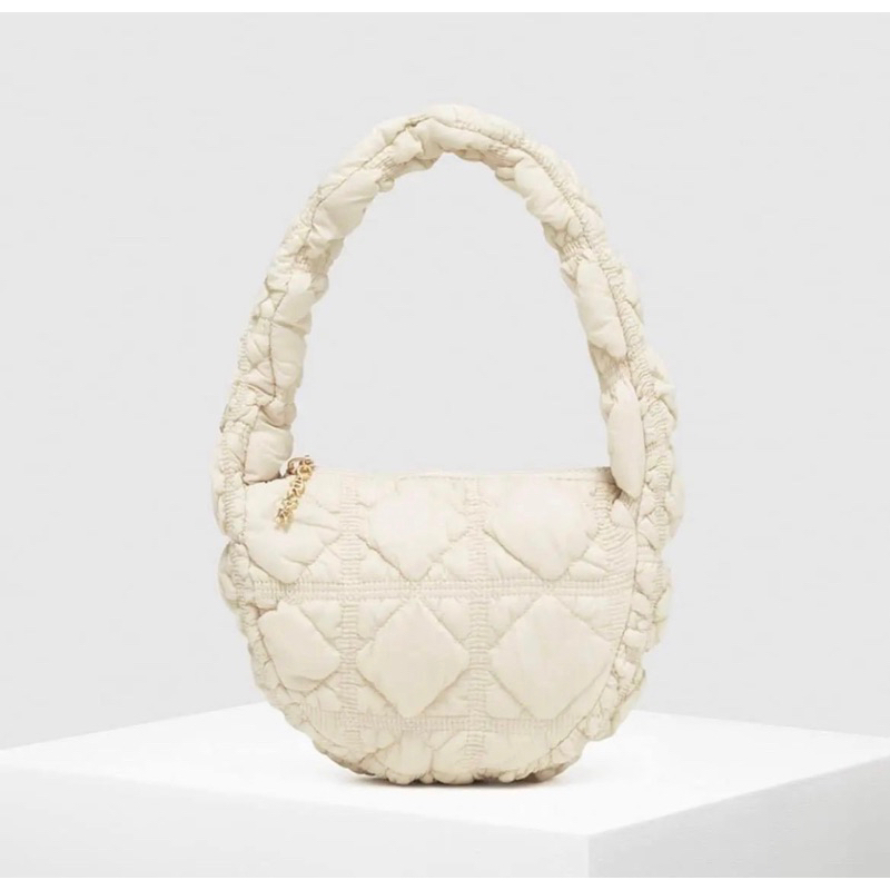 Carlyn Soft Mini ของใหม่ ของแท้ 100% พร้อมส่ง | Shopee Thailand