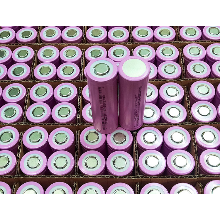 [พร้อมส่ง] ถ่านชาร์จ แบตเตอรี่ 21700 Panasonic Tesla 3.7v 5000mAH 5C Li ...