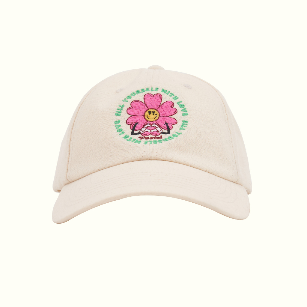PASTEL LIFE CLUB CAP FILL YOUR SELF WITH LOVE WHITE | Shopee Thailand