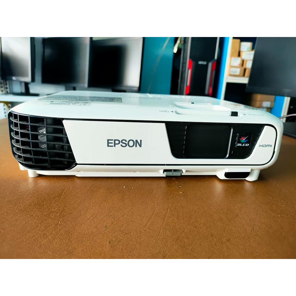 โปรเจ็คเตอร์ EPSON EB - X31 3200 Lumens สภาพสวย ใช้งานปกติ | Shopee ...