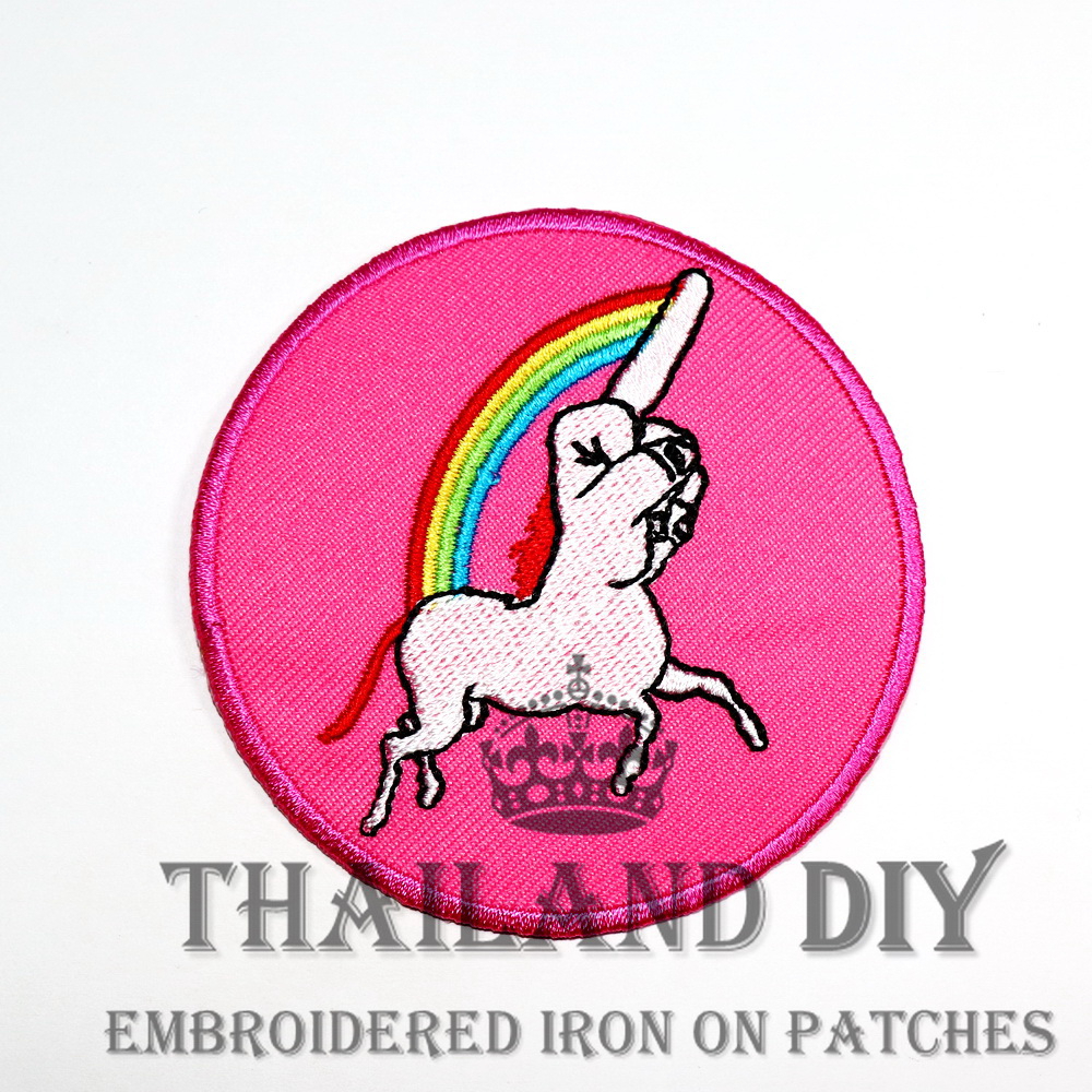 ตัวรีดติดเสื้อ ลายสัญลักษณ์ ยูนิคอร์น กวน ชูนิ้วกลาง Funny Unicorn Hand Patch งานปัก WOP DIY ตัว ...