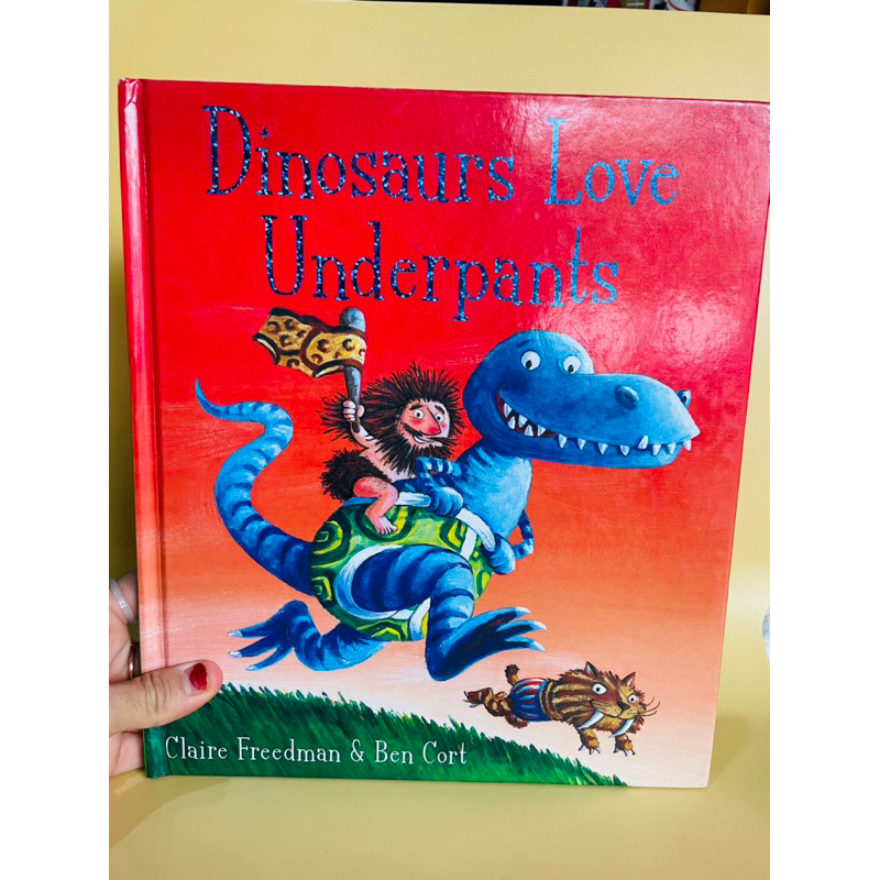 Dinosaurs Love Underpants | Shopee Thailand