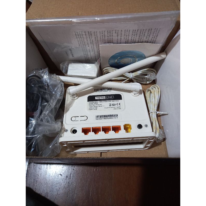 TotoLink adsl router ต่อโทรศัพท์บ้าน wifi lan 4 port, keyboard, power ...