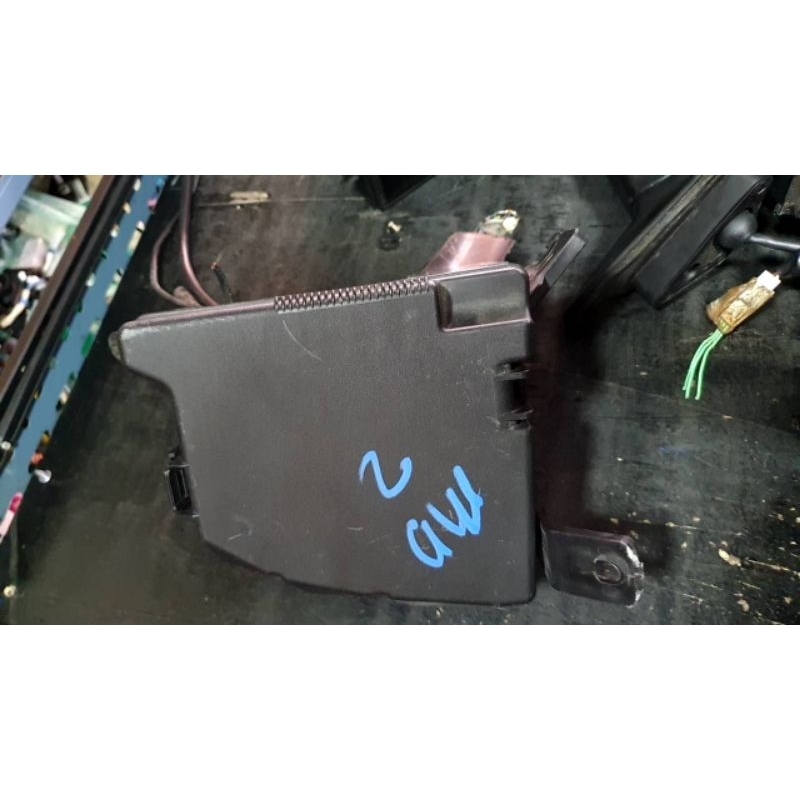 กล่องฟิวส์ Mazda 2 กล่องฟิวส์ภายในห้องเครื่องยนต์ อุปกรณ์ฟิวส์ครบทุก ...