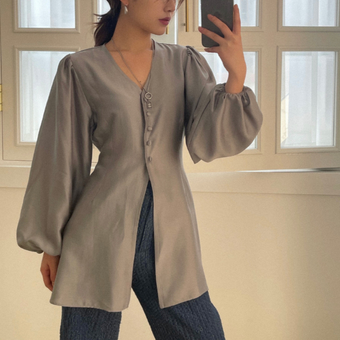 (Pre Order) เสื้อ รุ่น Meme Blouse มี 3 สี | PENN STUDIO | Shopee Thailand