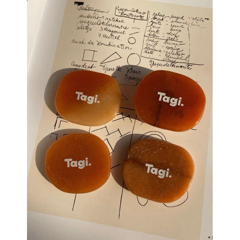 (พร้อมส่ง/พรีออเดอร์) Tagi. Natural Stone “Pebble Paint” phone holder ...