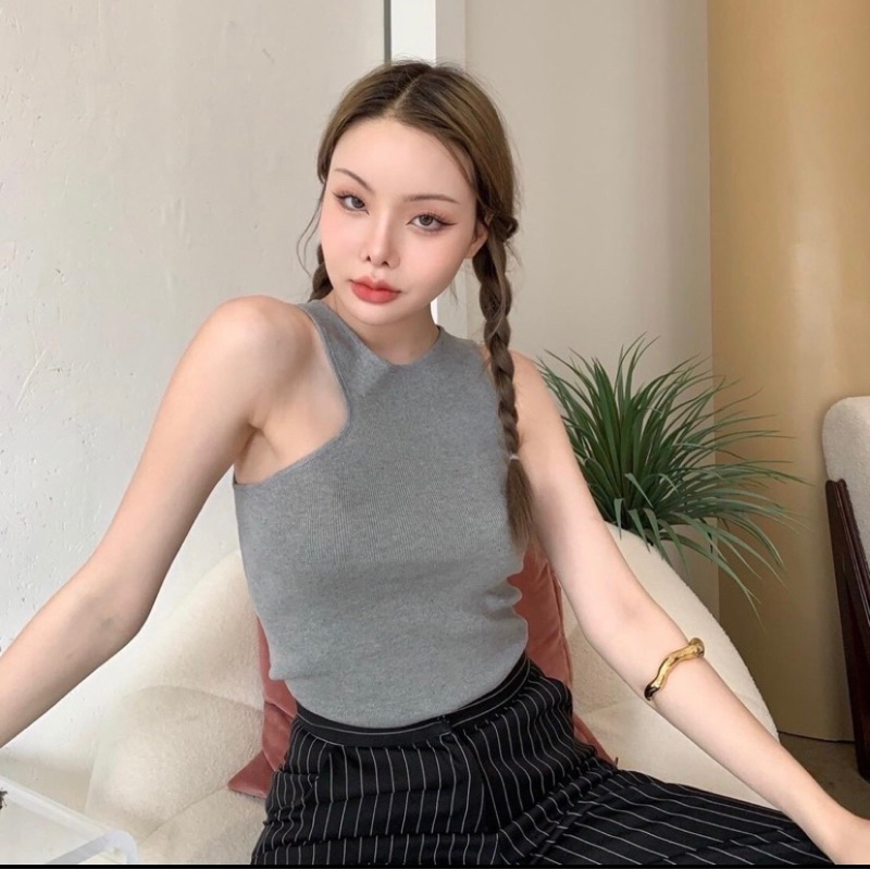 Valen Basic Shop “viva crop knit” เสื้อผ้าไหมพรม ผ้าทอ | Shopee Thailand
