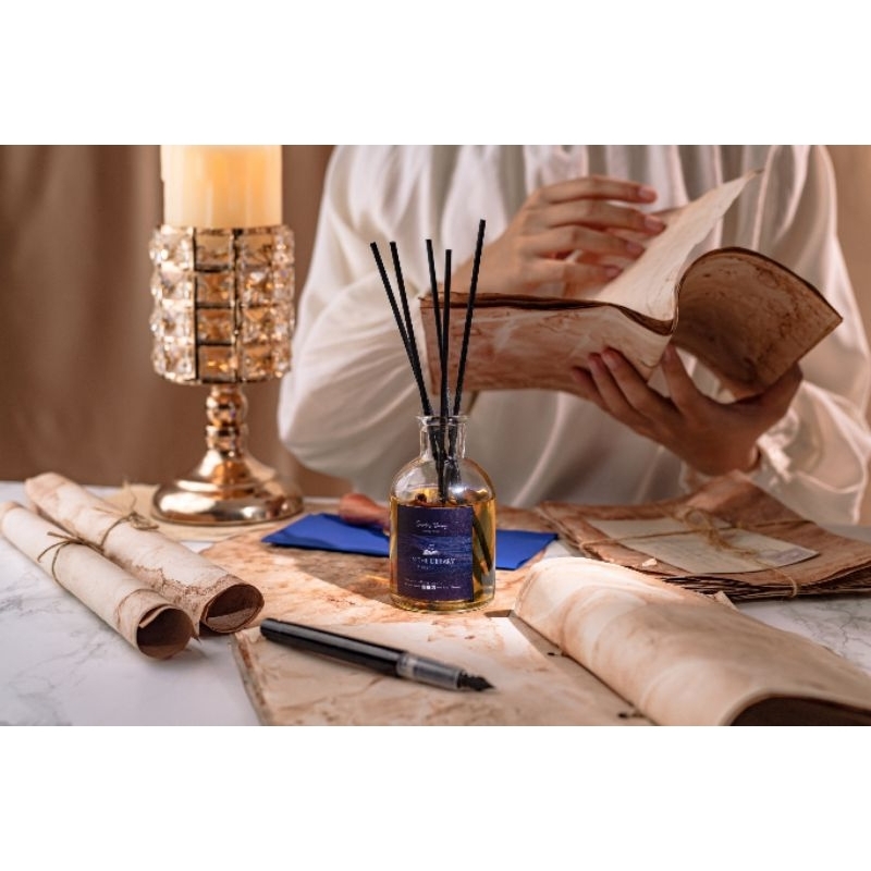 ก้านไม้หอม Reed diffuser 125mL กลิ่น In Library by Sunday Theory ...