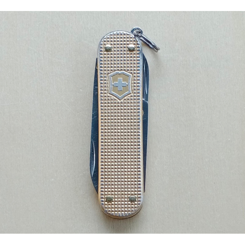 Victorinox Classic Alox 58 mm | Shopee Thailand