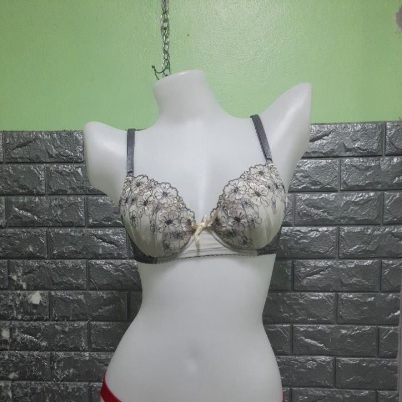 รหัสJP100เสื้อชั้นในงานญี่ปุ่น(มือสอง) | Shopee Thailand