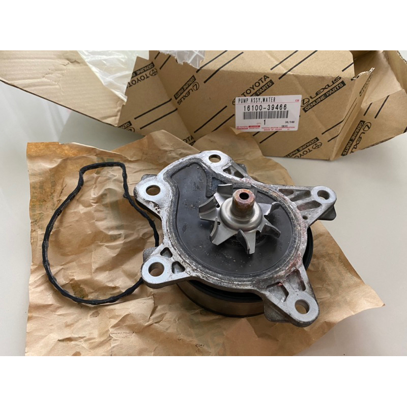 ปั๊มน้ำแท้ติดรถ Toyota Altis 2008-2012 (16100-39466 Pump Assy, Water ...