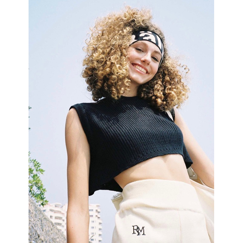 🌈มีโค้ดลด 30% ของแท้ 💯% new in pack 💕💕 เสื้อ rally movement knit crop ...